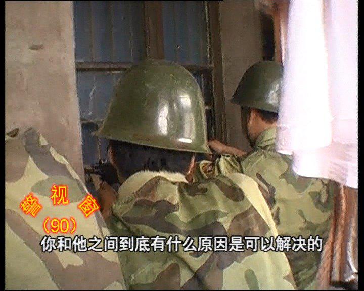 视频 身负7条人命的女逃犯劳荣枝落网 20年前抓捕劳荣枝男友枪战曝光 手机新浪网