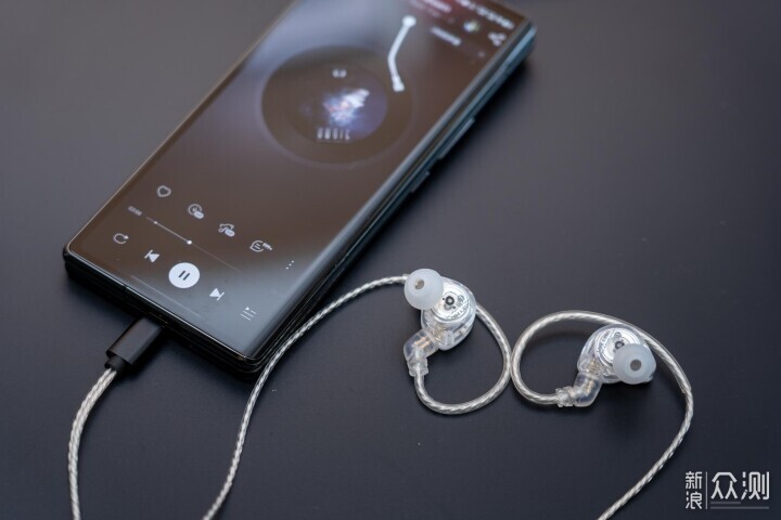 錦瑟香也LIVE 1 PRO耳機評測：聽歌還是有線好 - 新浪香港