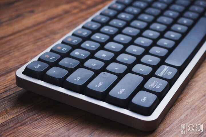 洛斐小順矮軸機械鍵盤：顏值與手感無死角 - 新浪香港