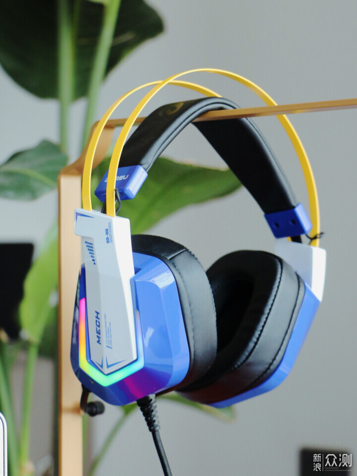 電競男孩的絕配~酷酷的達爾優EH732頭戴式耳機 - 新浪香港