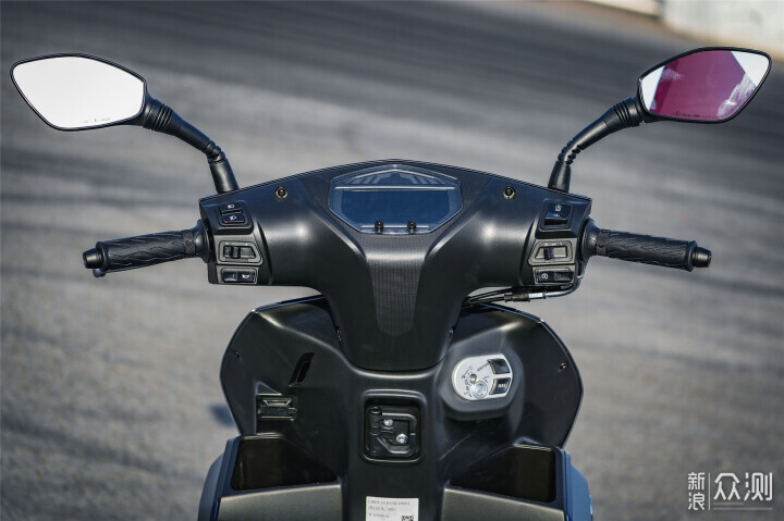 QJ鸿125、铃木UY、豪爵AFR买谁不吃亏？-新浪汽车