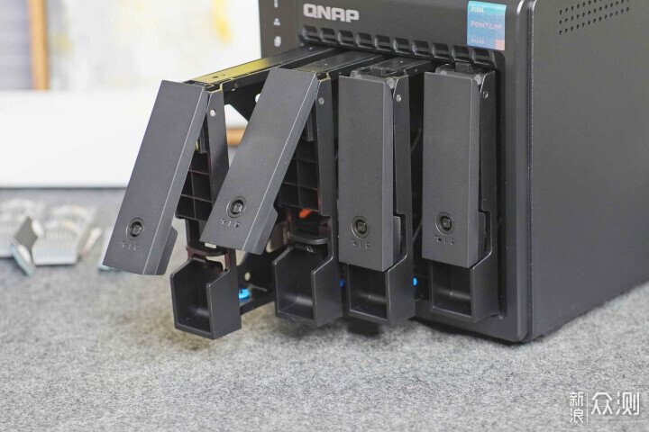 高性能存儲，QNAP TS-466C開箱拆解及系統配置 - 新浪香港