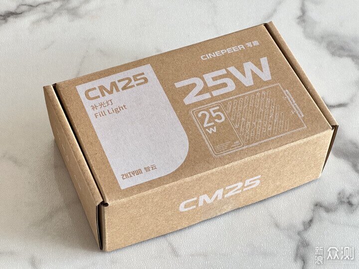 智雲CM25補光燈開箱體驗 - 新浪香港