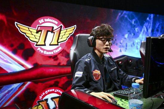 SKT官宣更名T1战队：全新logo图标发布_网络游戏-新闻_新浪游戏_新浪网