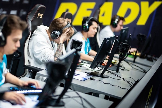 C9教练groove：B组阵容令人绝望 难于上青天-新浪电竞_电竞赛事_直播报道_新浪电子竞技