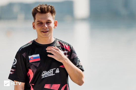 frozen：加入FaZe并不是一个困难的选择-新浪电竞_电竞赛事_直播报道_新浪电子竞技