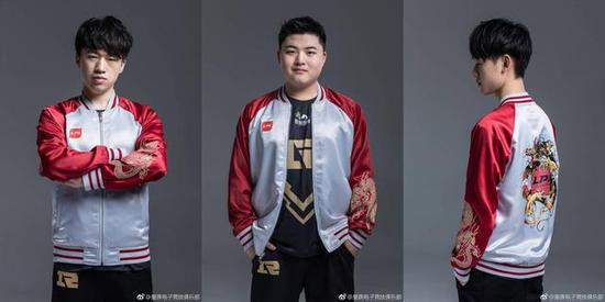 RNG出征MSI定妆照 粉丝直呼Letme是“电竞王俊凯”！_新浪游戏_手机新浪网