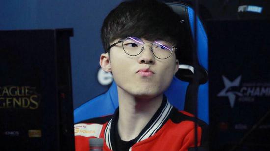 Faker以选手及合作者身份续约_新浪游戏_手机新浪网