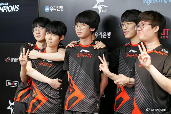 2019全球总决赛GRF战队巡礼_新浪游戏_手机新浪网