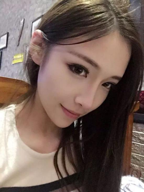 专访美女解说Kiko：颜值不是永恒 努力提升自己-新浪电竞_电竞赛事_直播报道_新浪电子竞技