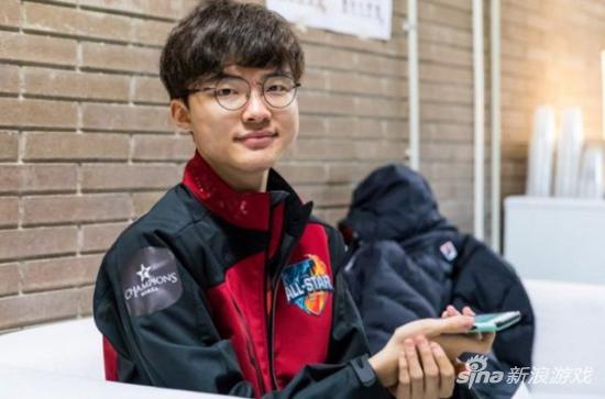 Faker坦言：先定个小目标 未来或许会去国外发展_八卦趣闻_新浪游戏_新浪网