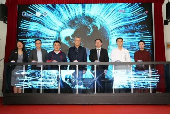 瑞金海南医院成功实施全国首例HeartLight X3球囊型激光消融手术_手机新浪网