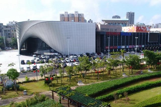 航拍海口特色“文化带” 博物馆图书馆歌剧院连成串_新浪海南_新浪网