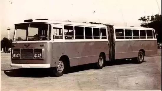 满满都是惊奇！株洲以前的公交车原来是这样…_手机新浪网