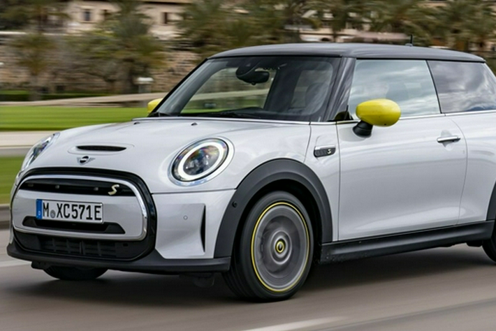 MINI上半年销量接近15.8万辆 EV占比达到15%-新浪汽车
