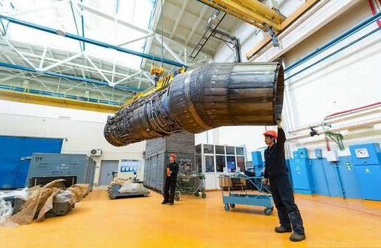 歼10C换国产航发 核心性能超原装俄货看齐F16发动机_手机新浪网