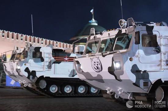 俄军将在北极部署道尔M2防空系统 使用极地专用底盘|防空导弹|道尔|北极_新浪军事_新浪网