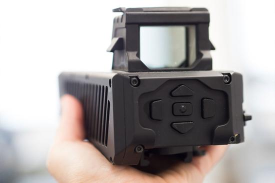 以色列装备智能观瞄系统 刚入伍新兵能打出70%命中率|匕首|新兵|以色列|枪械_手机新浪网