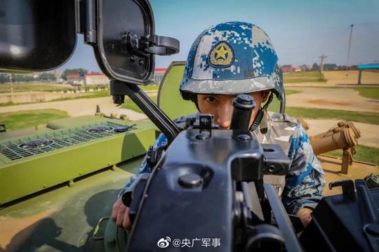 我军新型空降战车服役 在台海作战中能发挥何种作用|侦察车|空降兵_新浪军事_新浪网