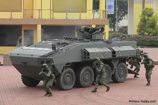 美海军陆战队换装奇葩大八轮 已追不上中国两栖战车_手机新浪网