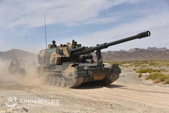 中国05A自行火炮炮塔增加新部件 酷似美欧战车(图)|自行火炮|战车|作战_新浪军事_新浪网