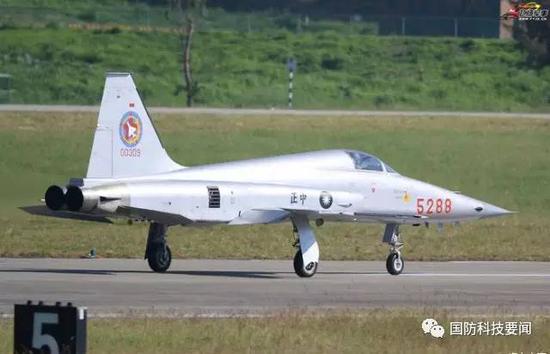 蔡英文上任后台军发展综述 与美军合作升级对抗大陆_手机新浪网