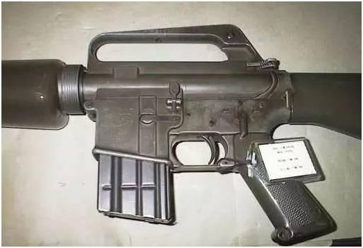 美国枪击案中AR-15步枪的“出镜率”为啥那么高？|陆军|空军|莱特_新浪军事_新浪网