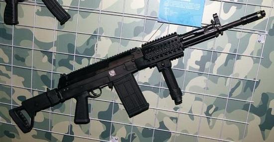 中国威力最大自动步枪并非95式 美军需求竟与它酷似|武器|步枪|北约_新浪军事_新浪网
