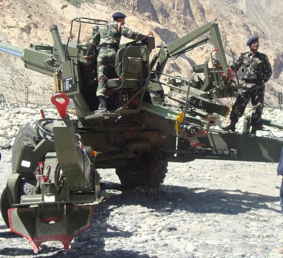 中国AH2自行火炮现身非洲 为何却不被大国青睐(图)|侦察车_新浪军事_新浪网