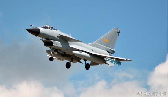我歼10歼11升级新型空空导弹 先进四代机规模仅次美军|中国空军|四代机|歼10_新浪军事_新浪网