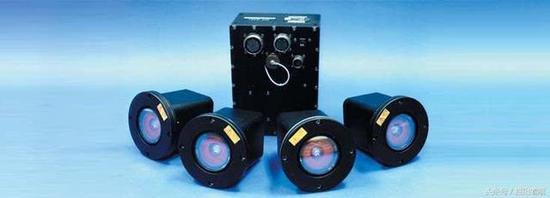 美国空军一号有何特别之处？机尾配备自我防护系统_手机新浪网