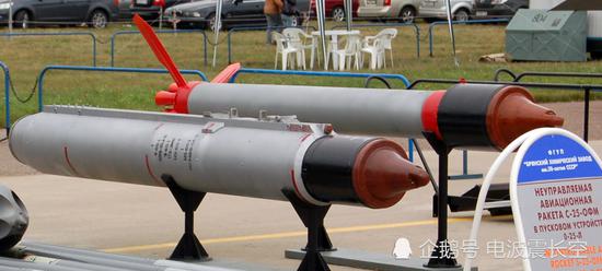 中国空军苏35对地攻击演练 究竟能打多少种火箭弹_手机新浪网