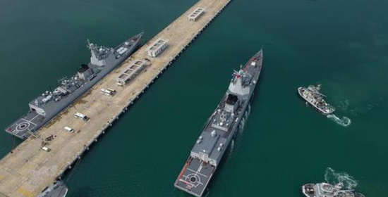 16艘052D驱逐舰有何改进：换1130近防炮拉长飞行甲板|驱逐舰|近防炮|相控阵_新浪军事_新浪网