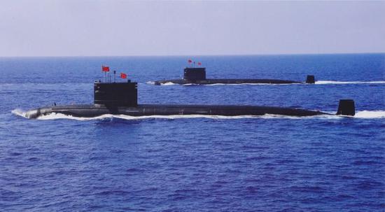 中国093B核潜艇新角度曝光 围壳后神秘凸起清晰可见|核潜艇|中国|潜射导弹_新浪军事_新浪网