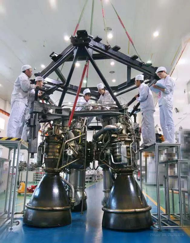 我国“长征”系列火箭主发动机分为两代，第一代是以YF-20为代表的常规运载火箭系列发动机，用于CZ-2、CZ-3、CZ-4等系列运载火箭，也是我国在上世纪50至80年代自主研制的运载...