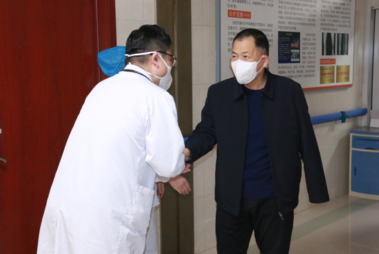 情暖“医”线 德州市第二人民医院党委除夕慰问一线工作人员_新浪山东_新浪网