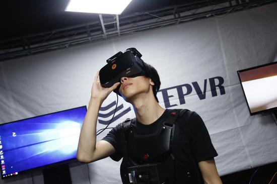STEPVR与小派科技强强联合 VR行业市场波澜再起_新浪游戏_手机新浪网