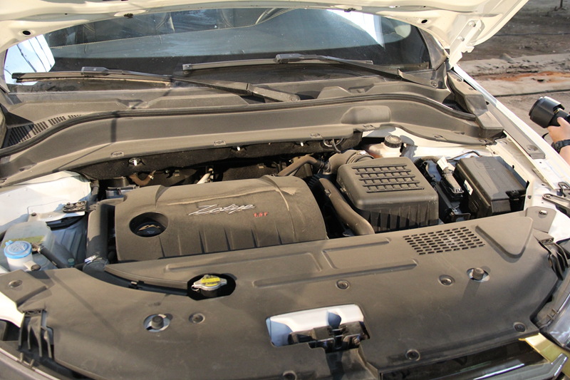 全身500克黄金？众泰SR7-GAL图解-新浪汽车