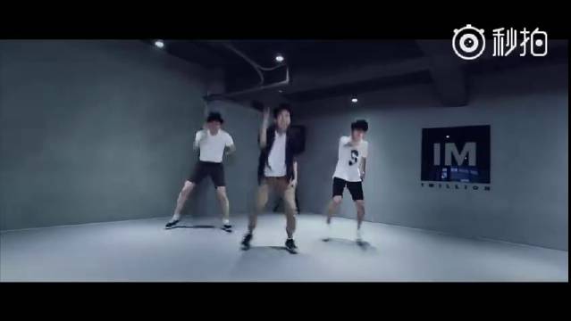 Jihoon kim编舞《Good Time》，这次表情也很丰富，会跳舞的男生...|编舞|男生|表情_新浪新闻