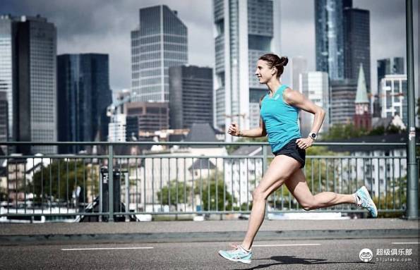 每天跑步一小时，坚持一年后身体会竟发生了神奇变化