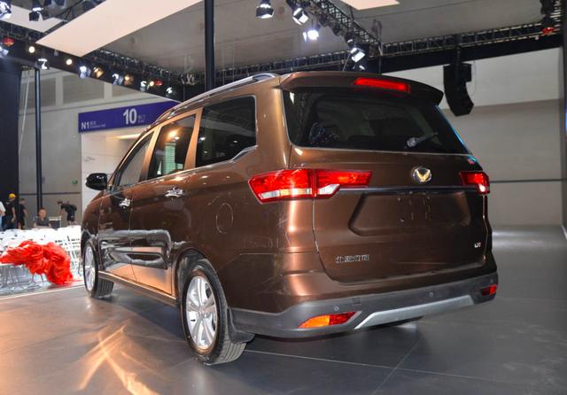 幻速推新款家用MPV，起步预计6万，剑指宝俊730-新浪汽车