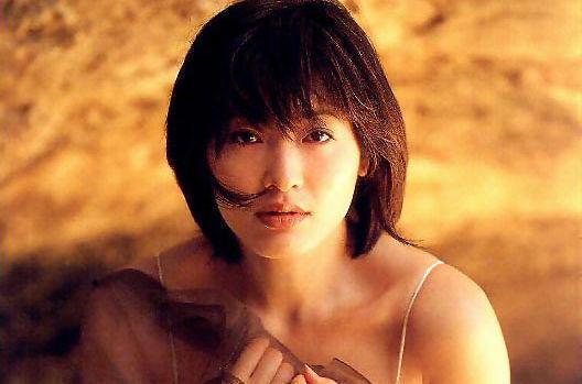 杨思敏自爆爱情幸福秘籍 百般花招胜过潘金莲