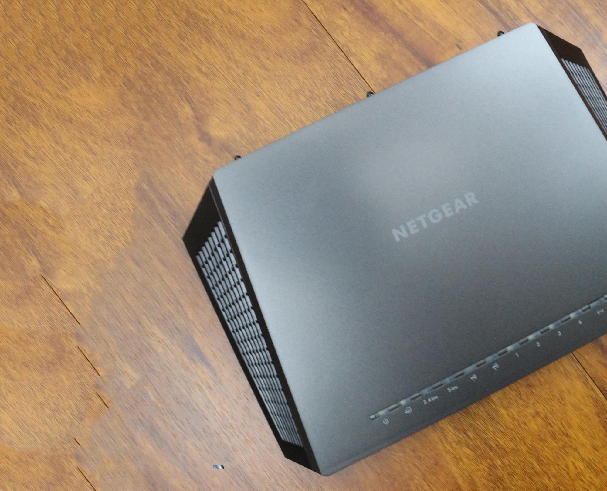 一台定位于企业级的路由器 Netgear R7000上手体验