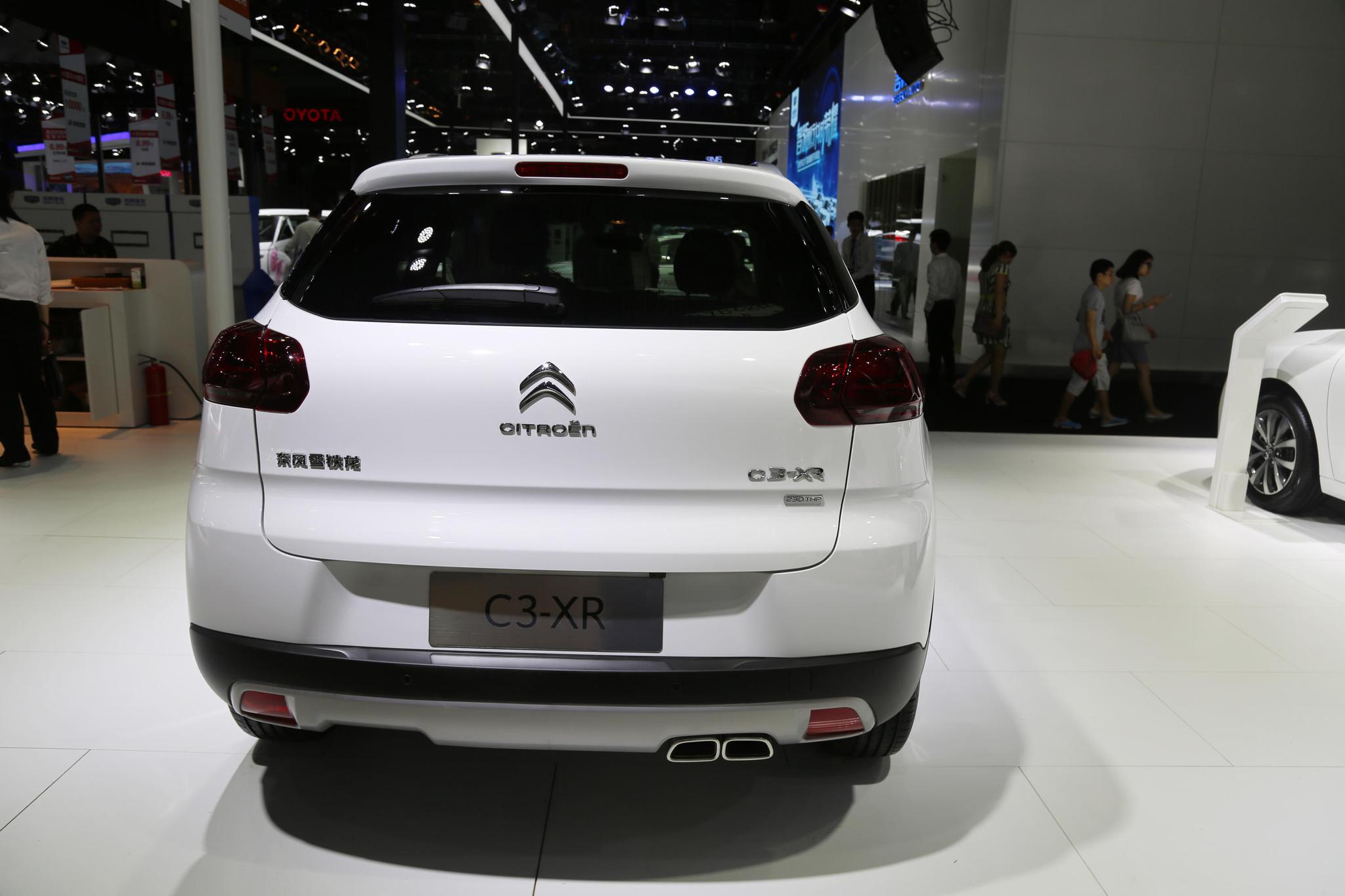 东风雪铁龙C3-XR，15万级别城市SUV，车展实拍！