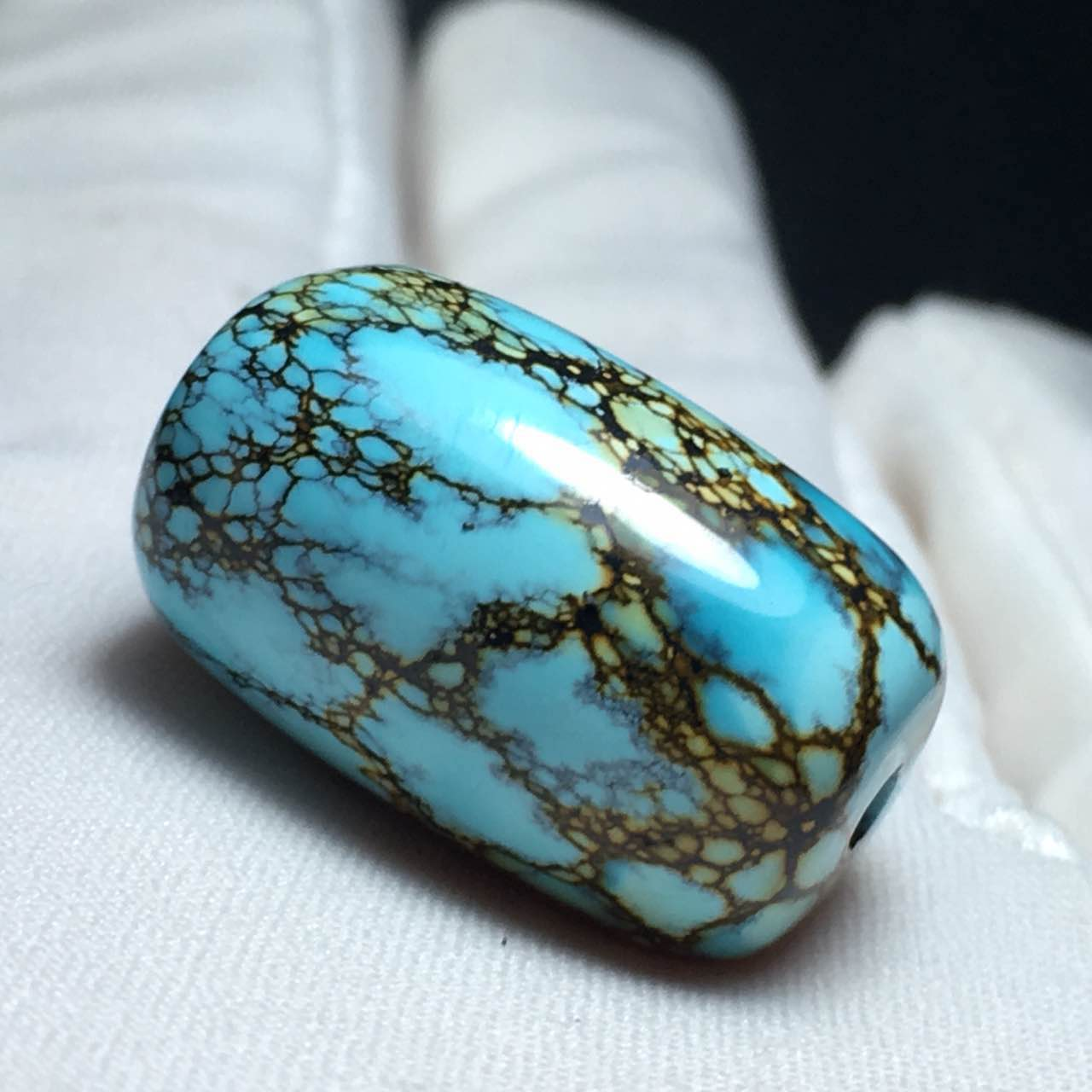 松玉堂独家揭秘：绿松石盘玩多久才能变色？