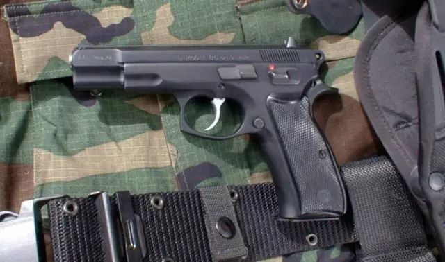你根本不了解捷克CZ 75手枪！