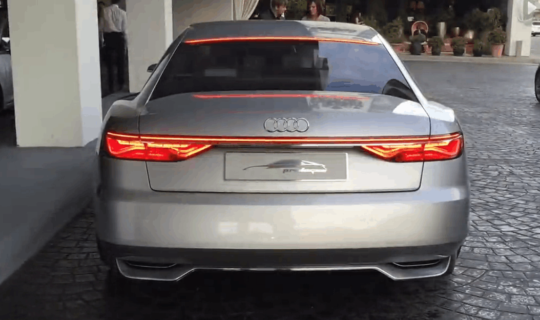 街拍奥迪A9, 一改低调形象, 霸气外露-新浪汽车