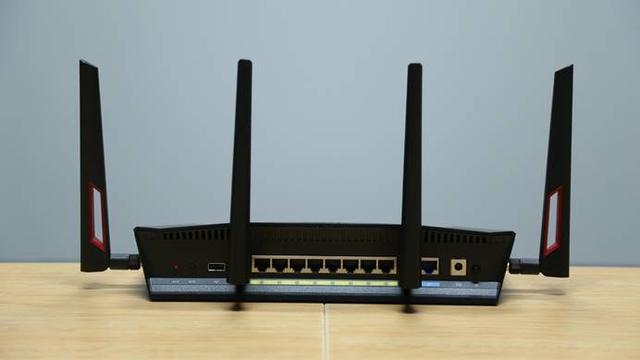 覆盖更广？荣耀分布式路由对比华硕AC88U