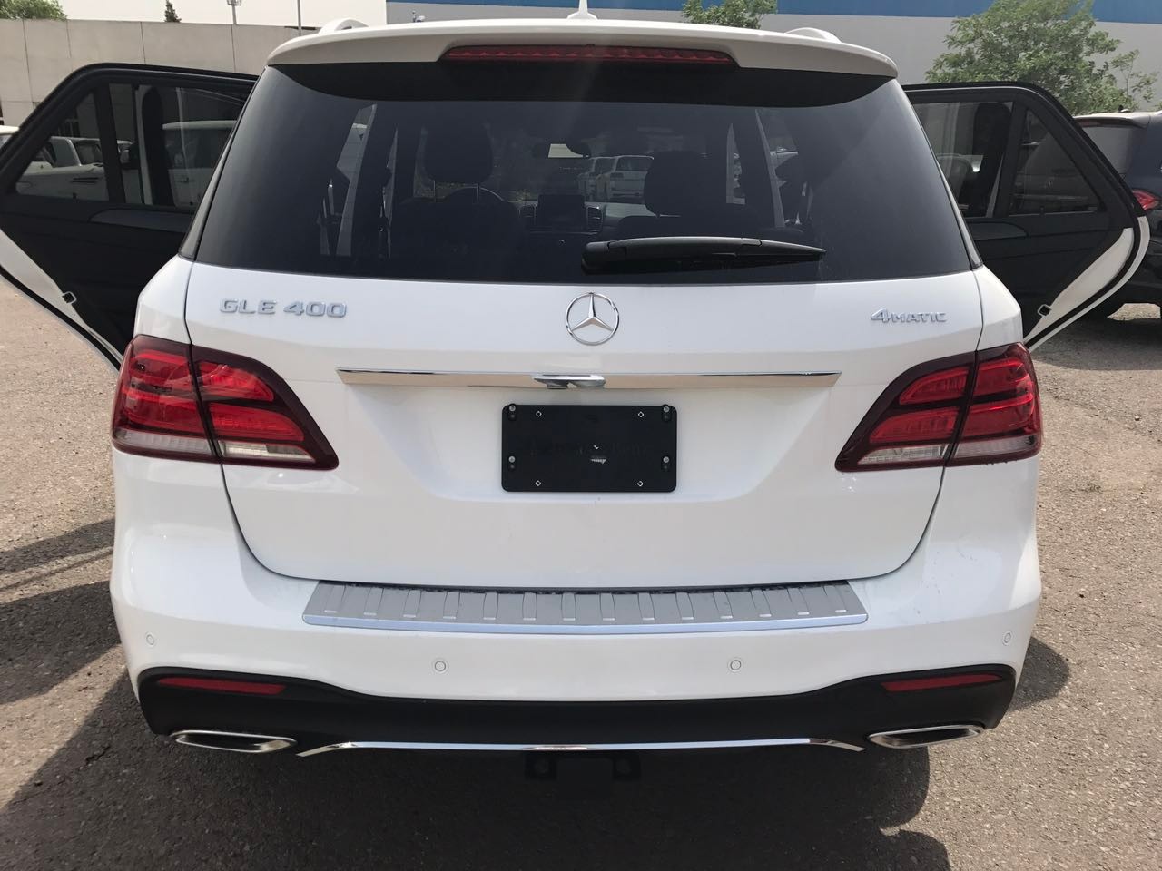 18款奔驰GLE400豪华SUV典范-新浪汽车