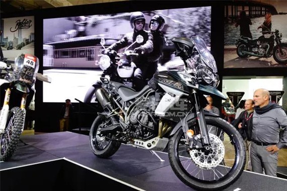 未来国内上市 凯旋中量级ADV Tiger 800-新浪汽车